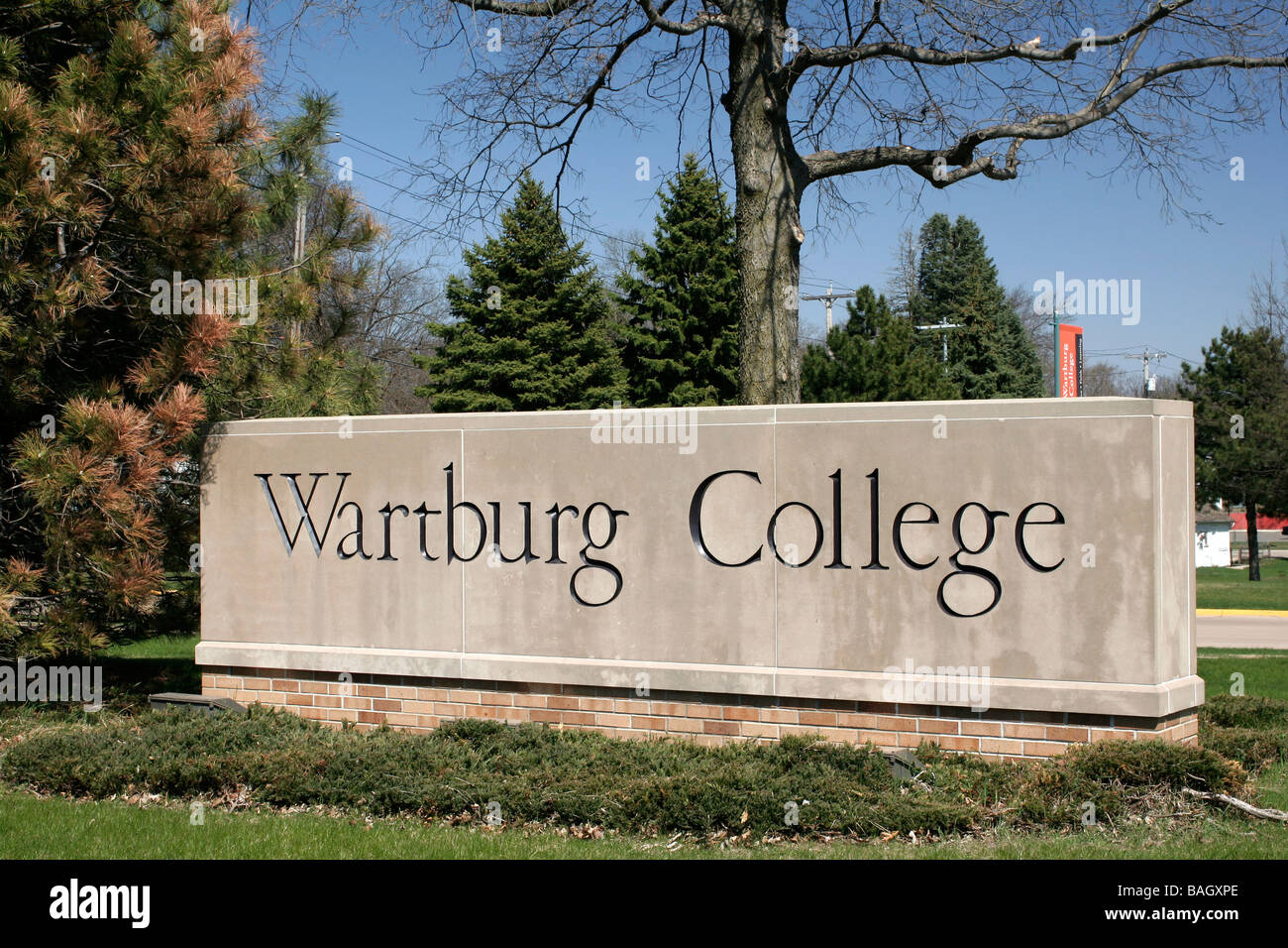 Wartburg College Logo