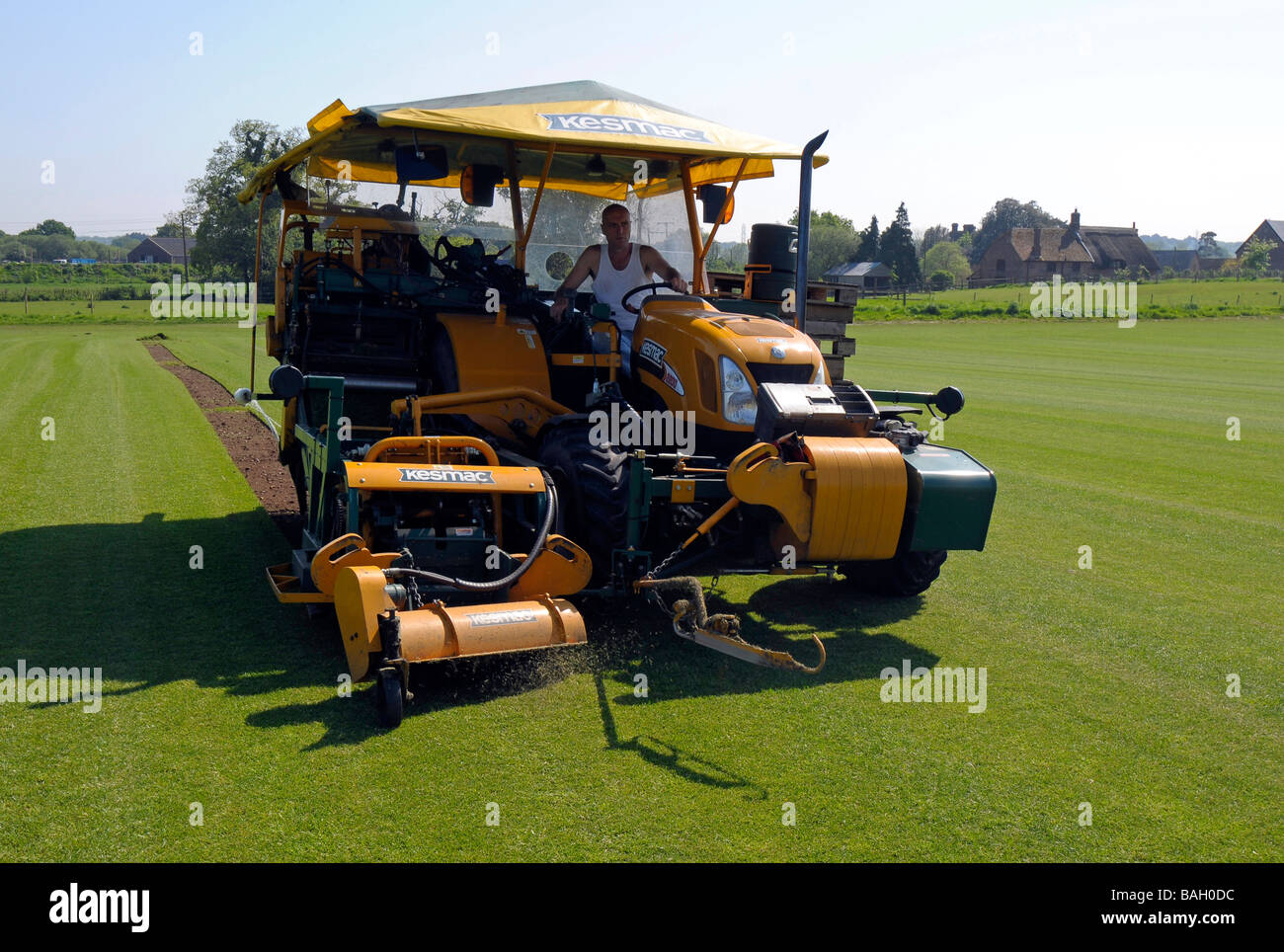 Grass turf roll hi-res stock photography and images - Alamy