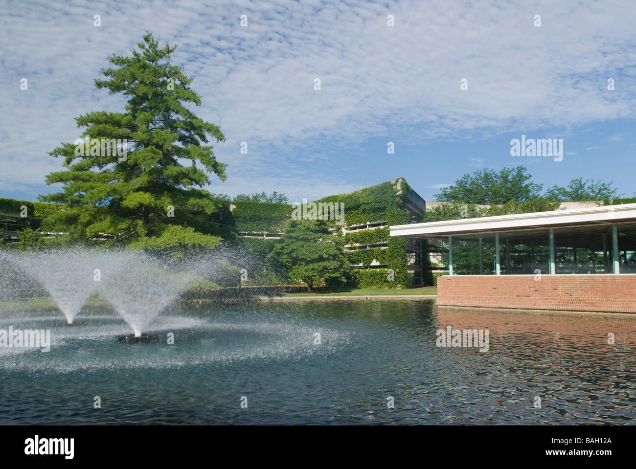 Columbus, Indiana architecture. Cummins Incorporated Corporate Office ...