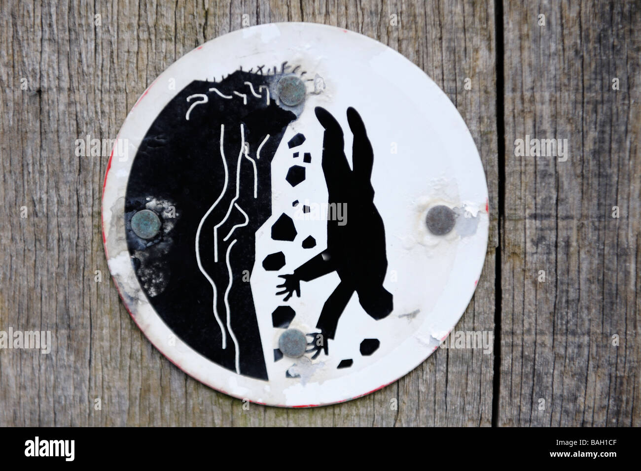 Falling off cliff hi-res stock photography and images - Alamy