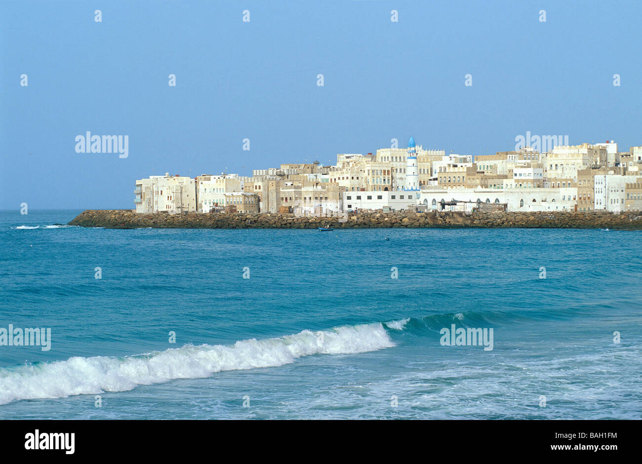 Yemen, Hadramawt Governorate, South coast, Al Mukalla Stock Photo - Alamy