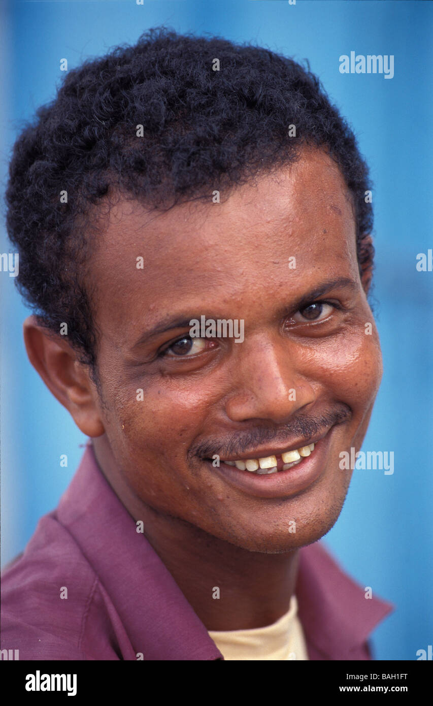 Yemen, Hadramawt Governorate, Al Mukalla,portrait of a man Stock Photo ...