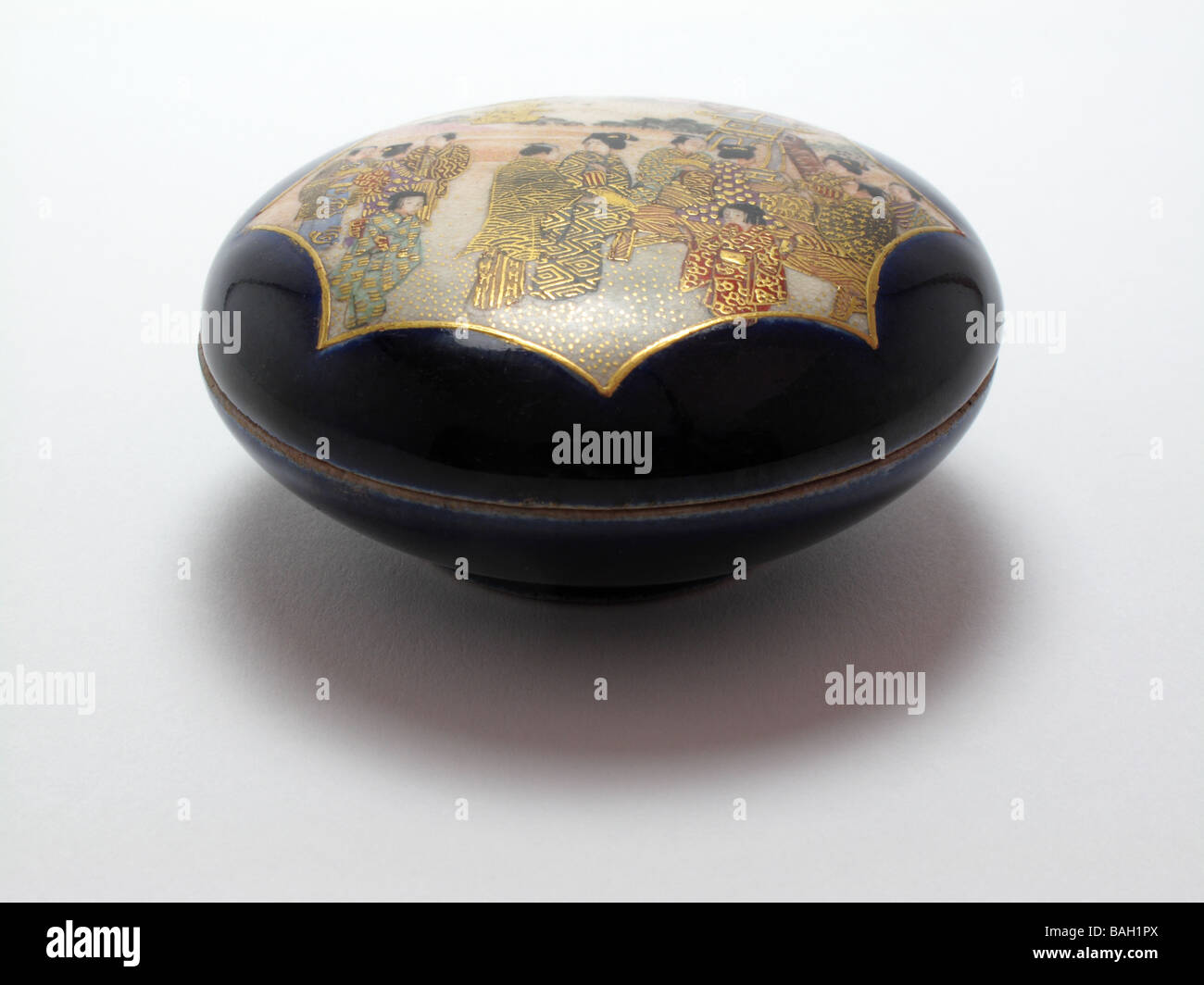 Antique Japanese Satsuma Ware pottery box and cover circa 1890 Stock ...