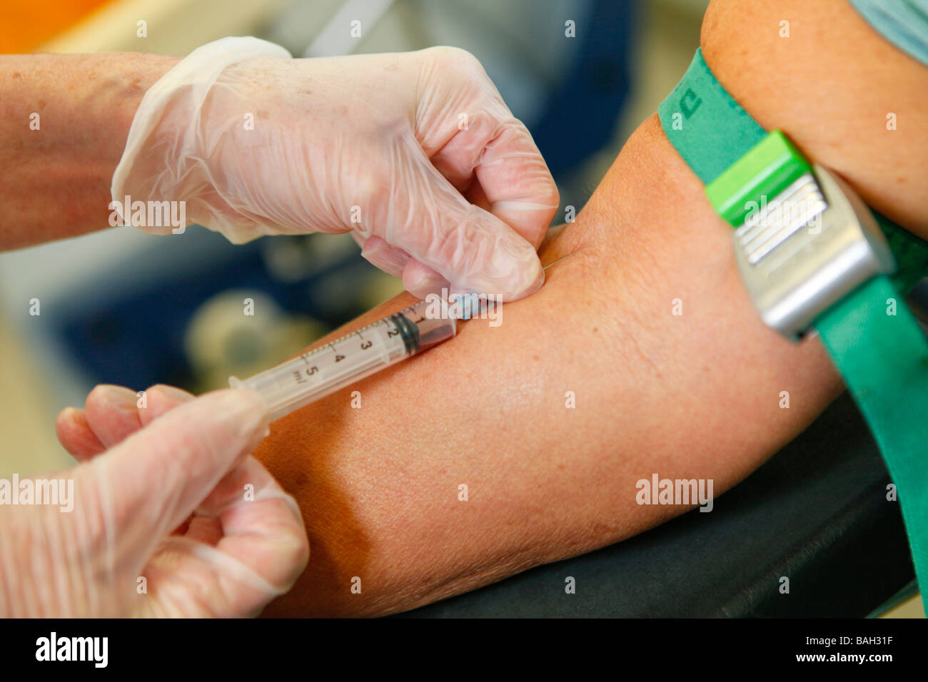 Blood test hi-res stock photography and images - Alamy