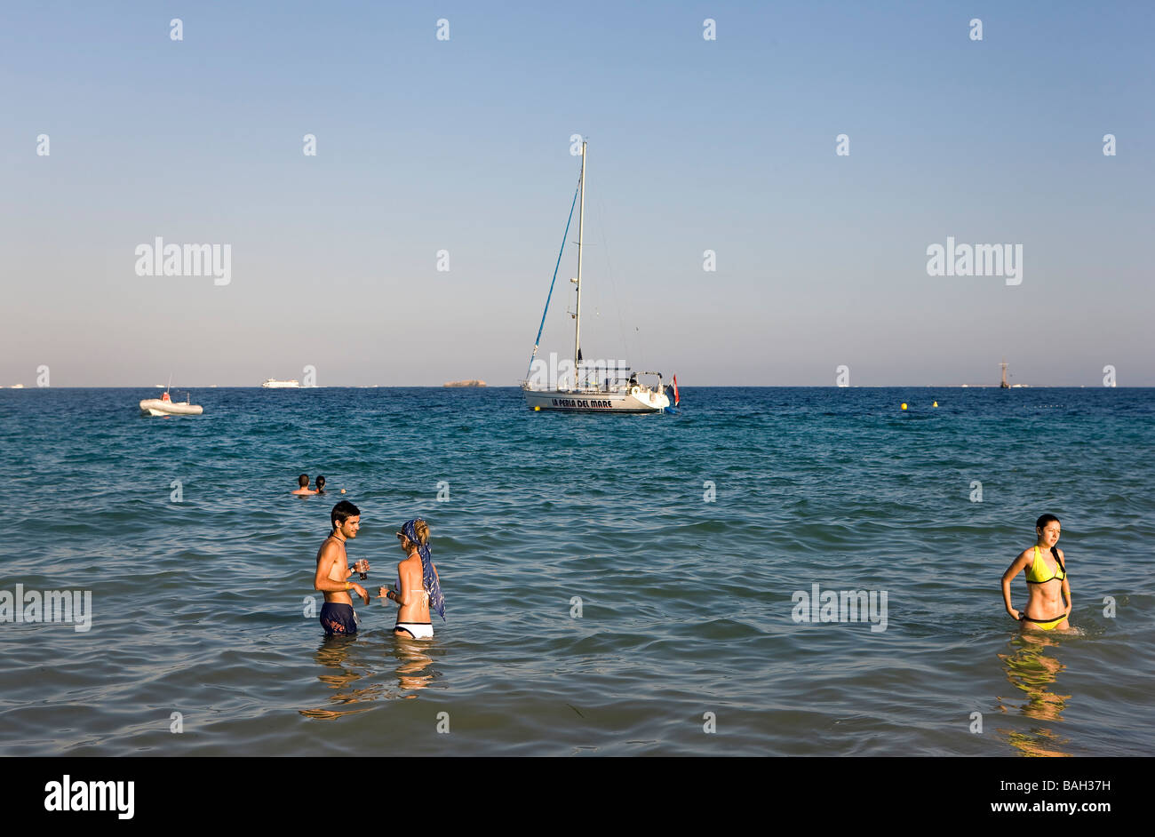 Playa d en bossa hi-res stock photography and images - Alamy