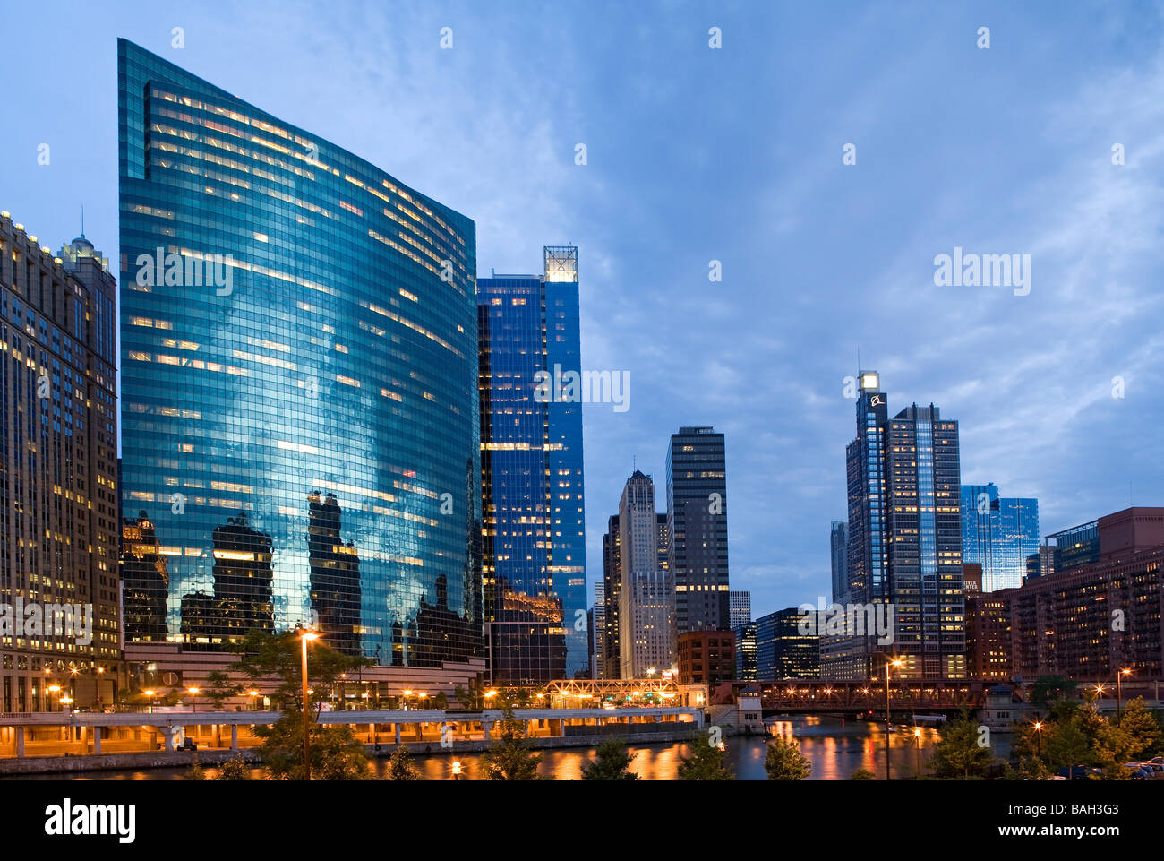 United States, Illinois, Chicago, Loop District, towers of West Wacker ...