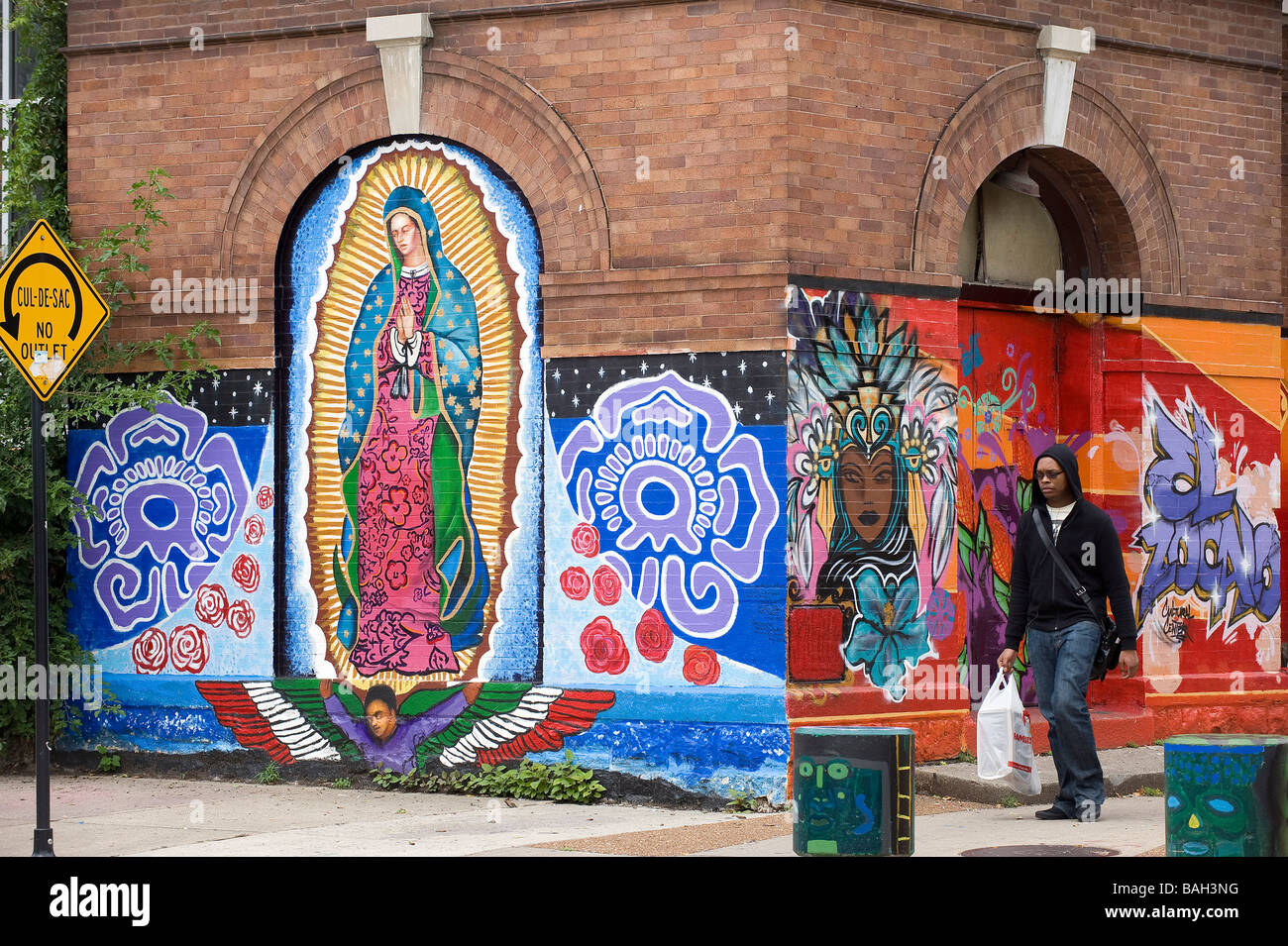 Little village chicago hi-res stock photography and images - Alamy