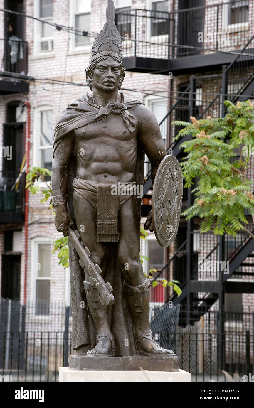 Little village chicago hi-res stock photography and images - Alamy