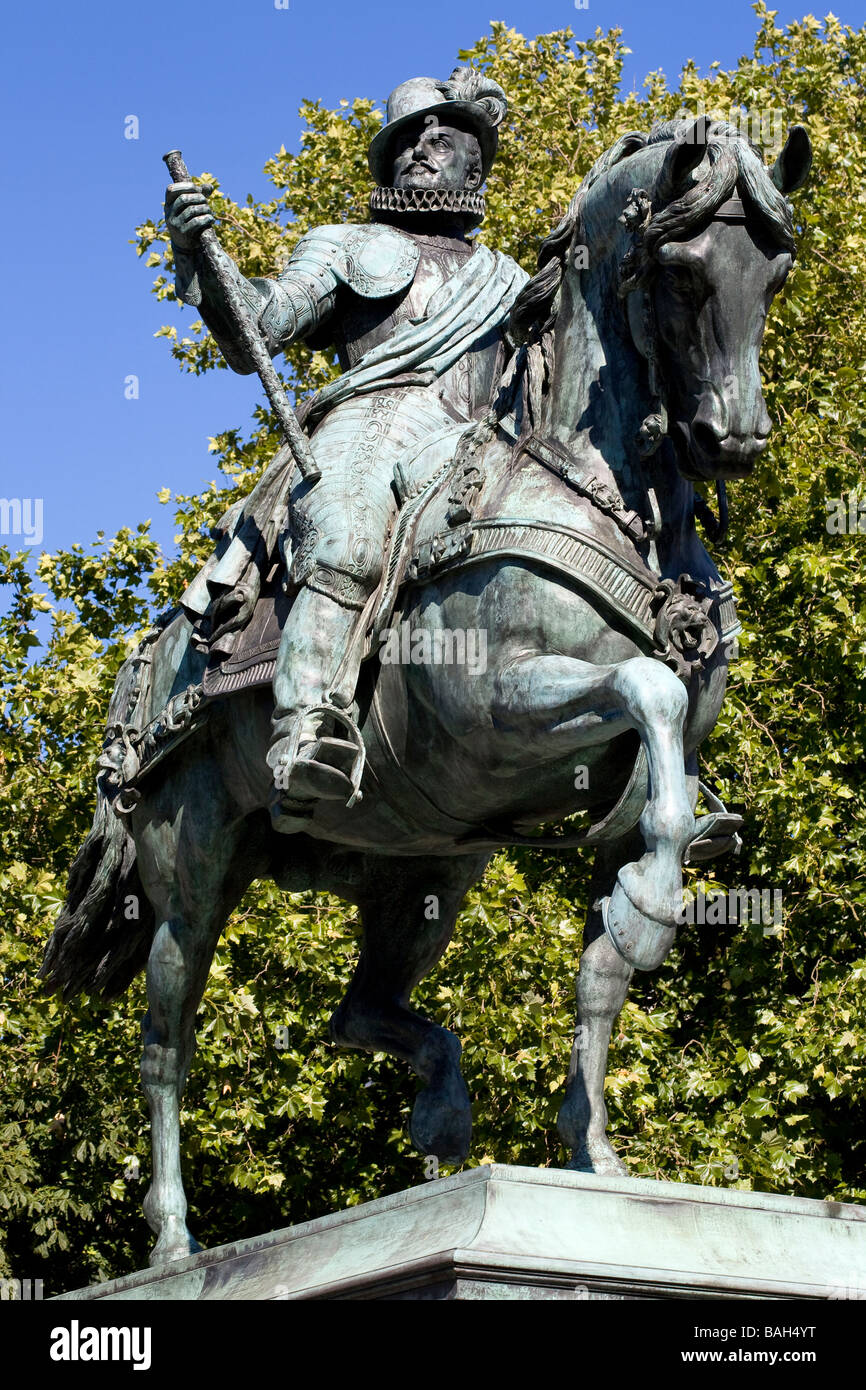 Netherlands, Southern Holland Province, The Hague, statue of William I ...