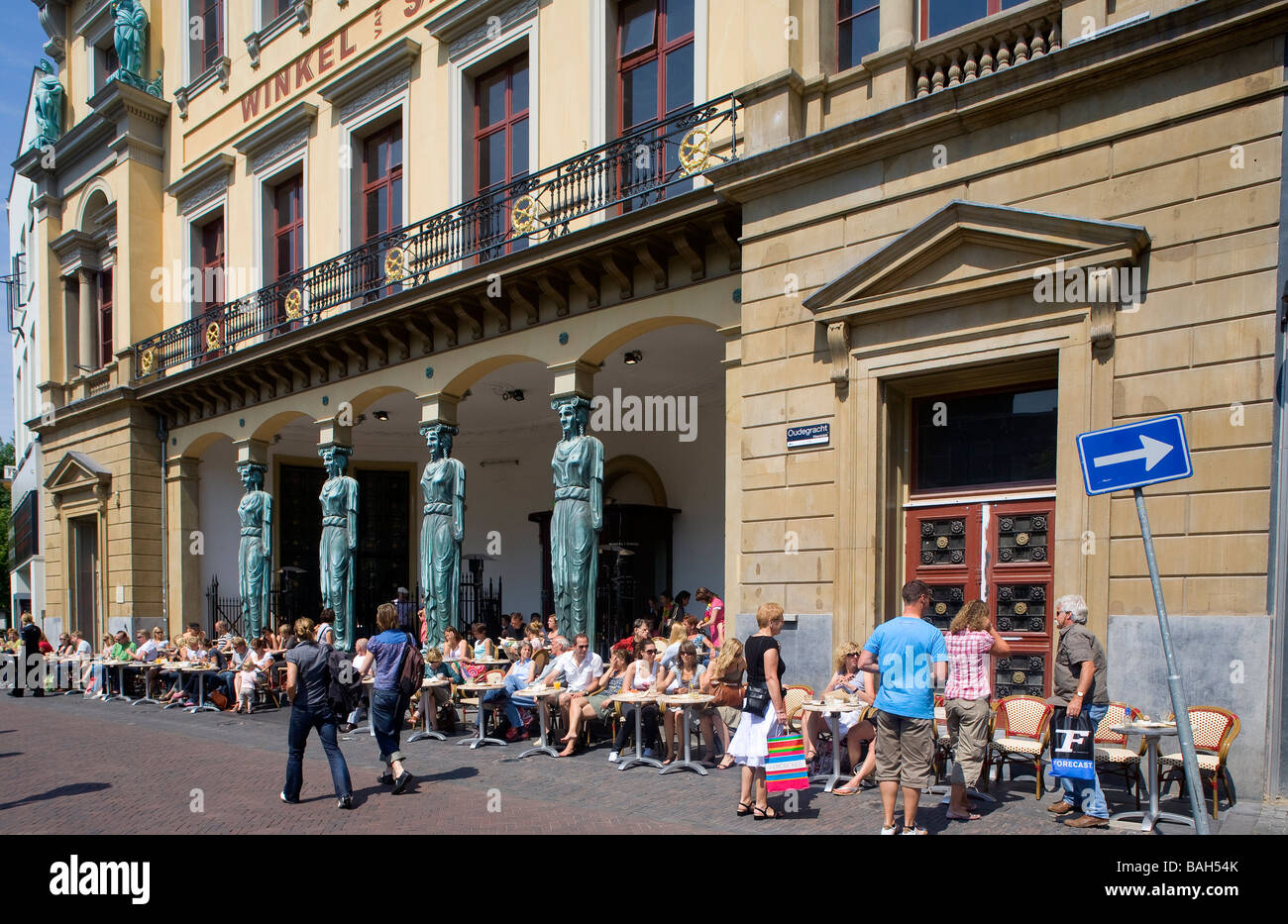 Netherlands, Southern Holland Province, Utrecht, Oudegracht, terrace ...