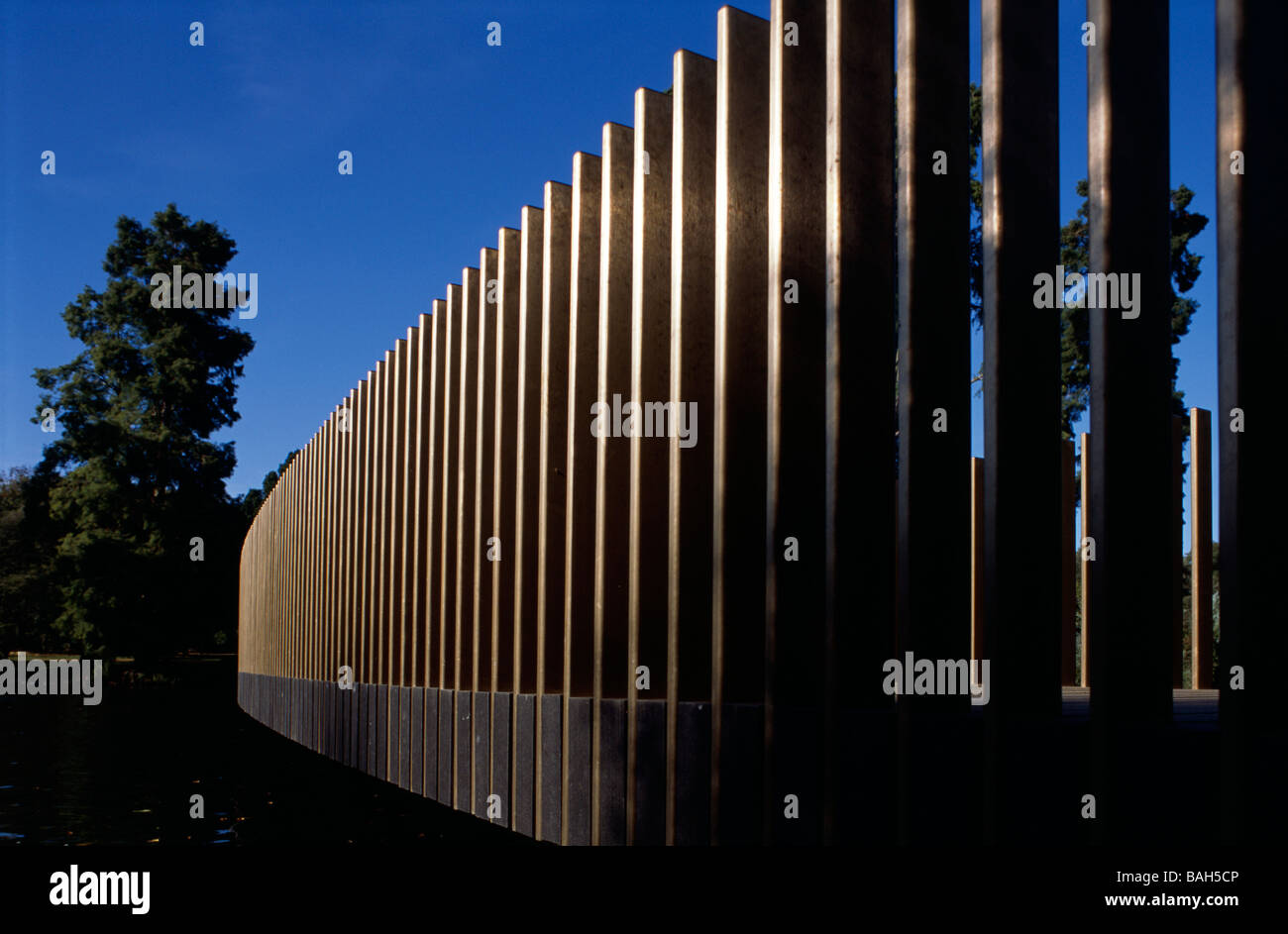SACKLER CROSSING BRIDGE, JOHN PAWSON, RICHMOND UPON THAMES, UNITED ...