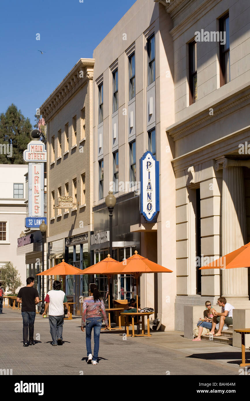 Sony pictures studios building hi-res stock photography and images - Alamy
