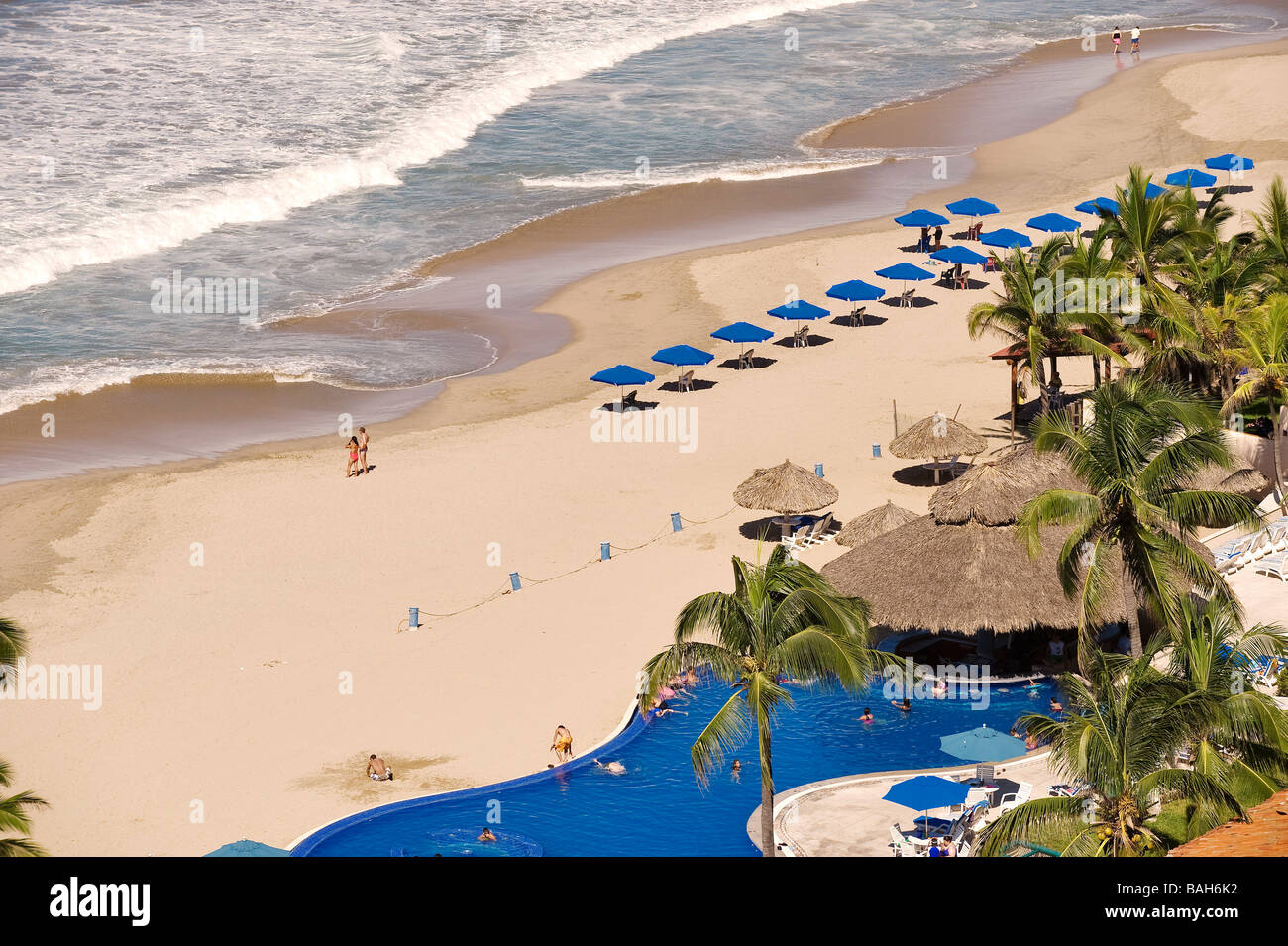Mexico, Guerrero state, Ixtapa, the beach Stock Photo - Alamy