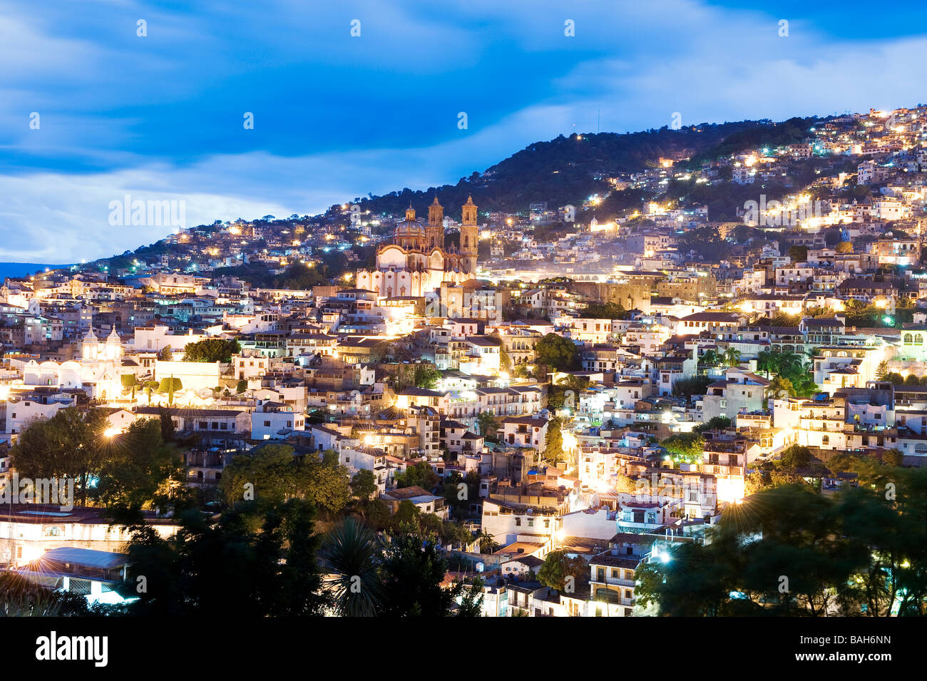 Downcity hi-res stock photography and images - Alamy