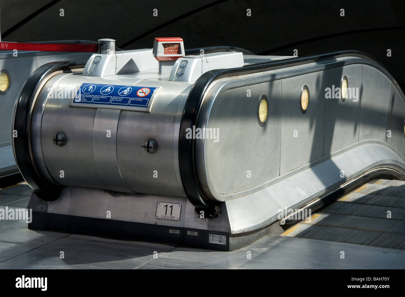 top of escalator canary wharf tube underground Stock Photo - Alamy