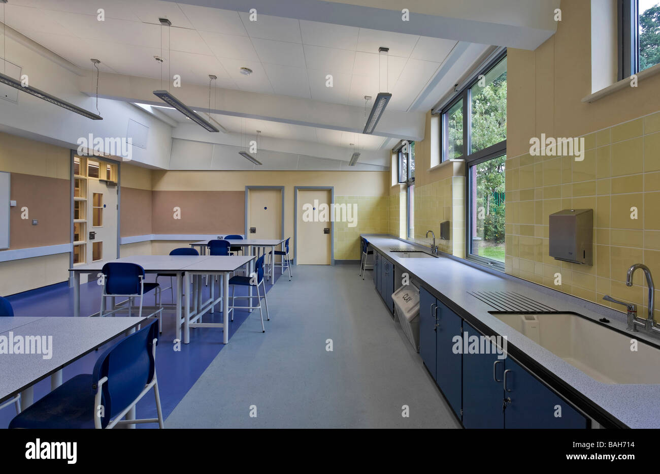 NEW WOODLANDS SCHOOL, DLA ARCHITECTURE, BROMLEY, UNITED KINGDOM Stock ...