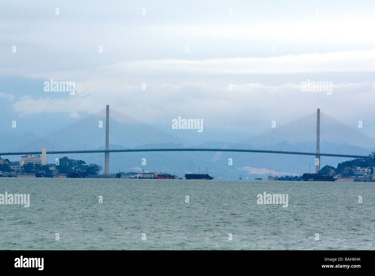 The Bai Chay bridge spanning the Cua Luc strait at Ha Long Vietnam ...