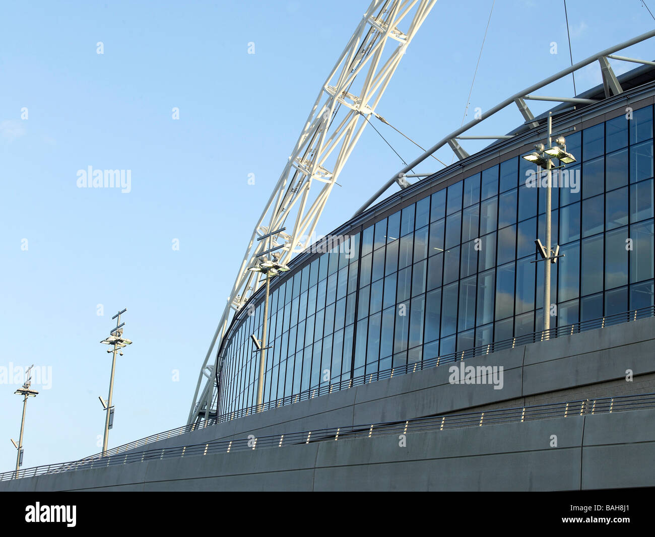 Norman foster wembley stadium hi-res stock photography and images - Alamy
