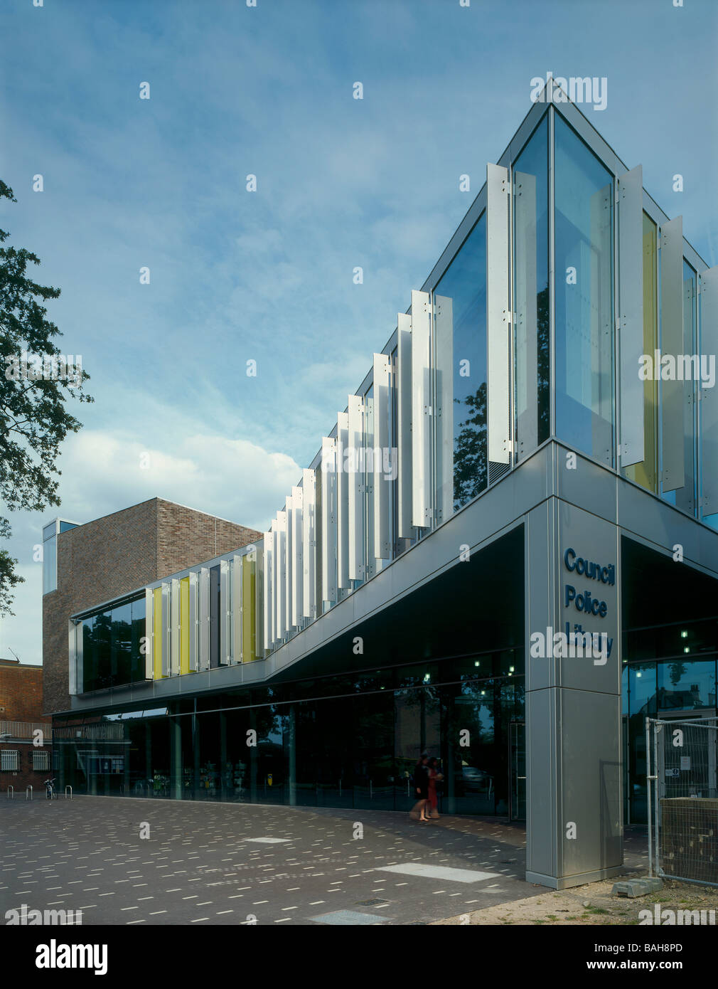 RUNNYMEDE CIVIC CENTRE, FEILDEN CLEGG ARCHITECTS, ADDLESTONE, UNITED ...