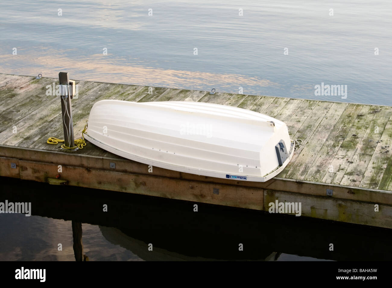 Protected boat docks hi-res stock photography and images - Alamy