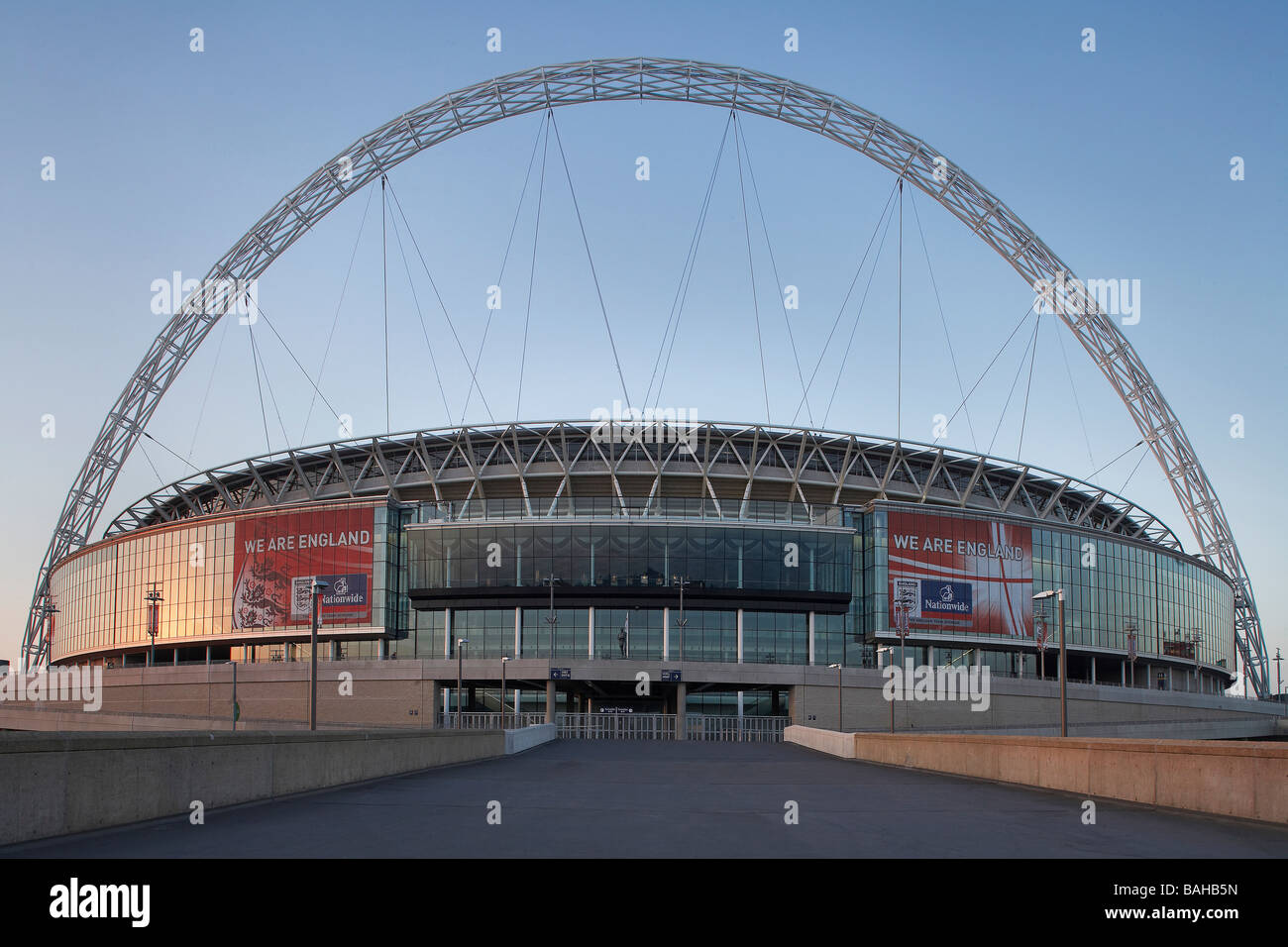 wembley stadium tight sunset shot from main ramp Stock Photo - Alamy