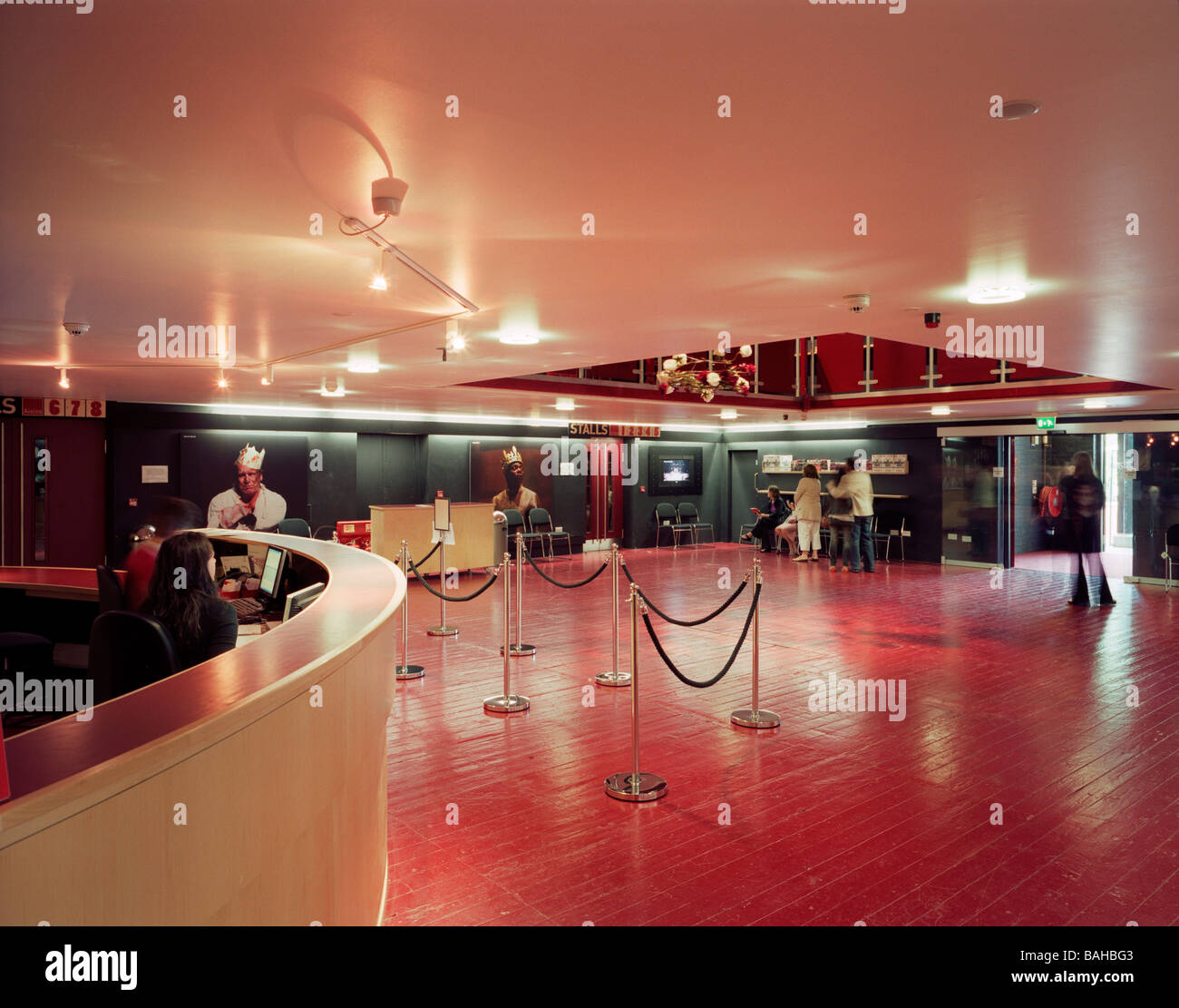Stratford upon avon theatre interior hi-res stock photography and ...