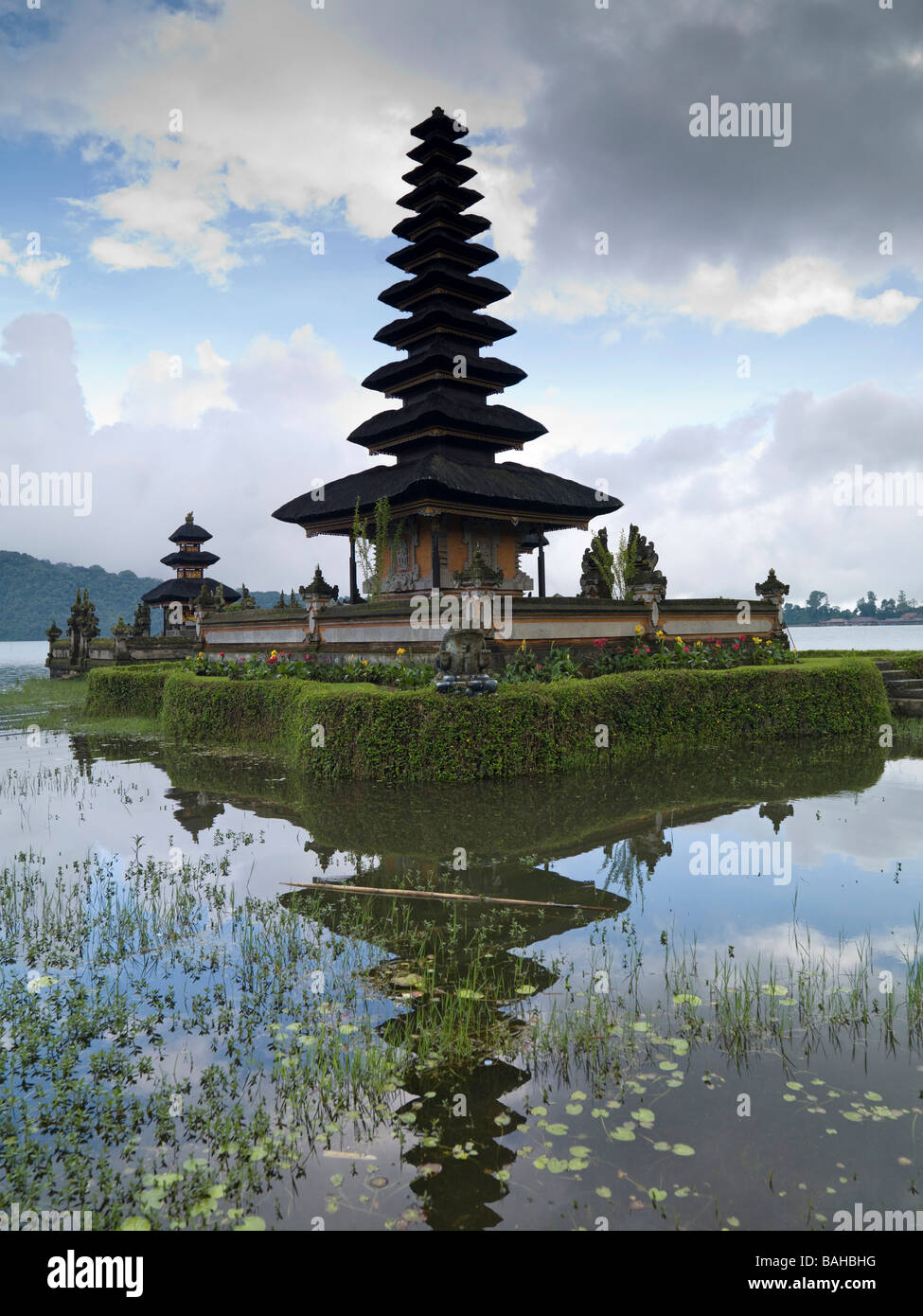Beratan Lake, Bali, Asia; Ulun Danu Temple Stock Photo - Alamy