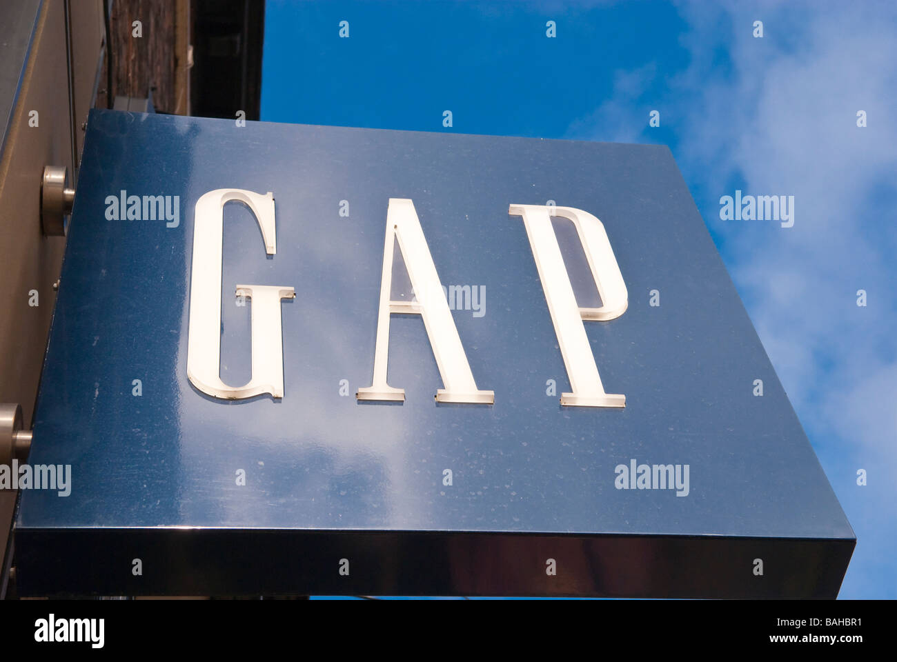 A sign outside the Gap shop store in York,Yorkshire,Uk Stock Photo - Alamy