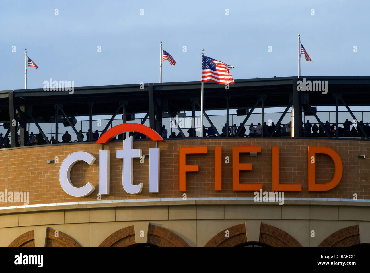Mets logo hi-res stock photography and images - Alamy