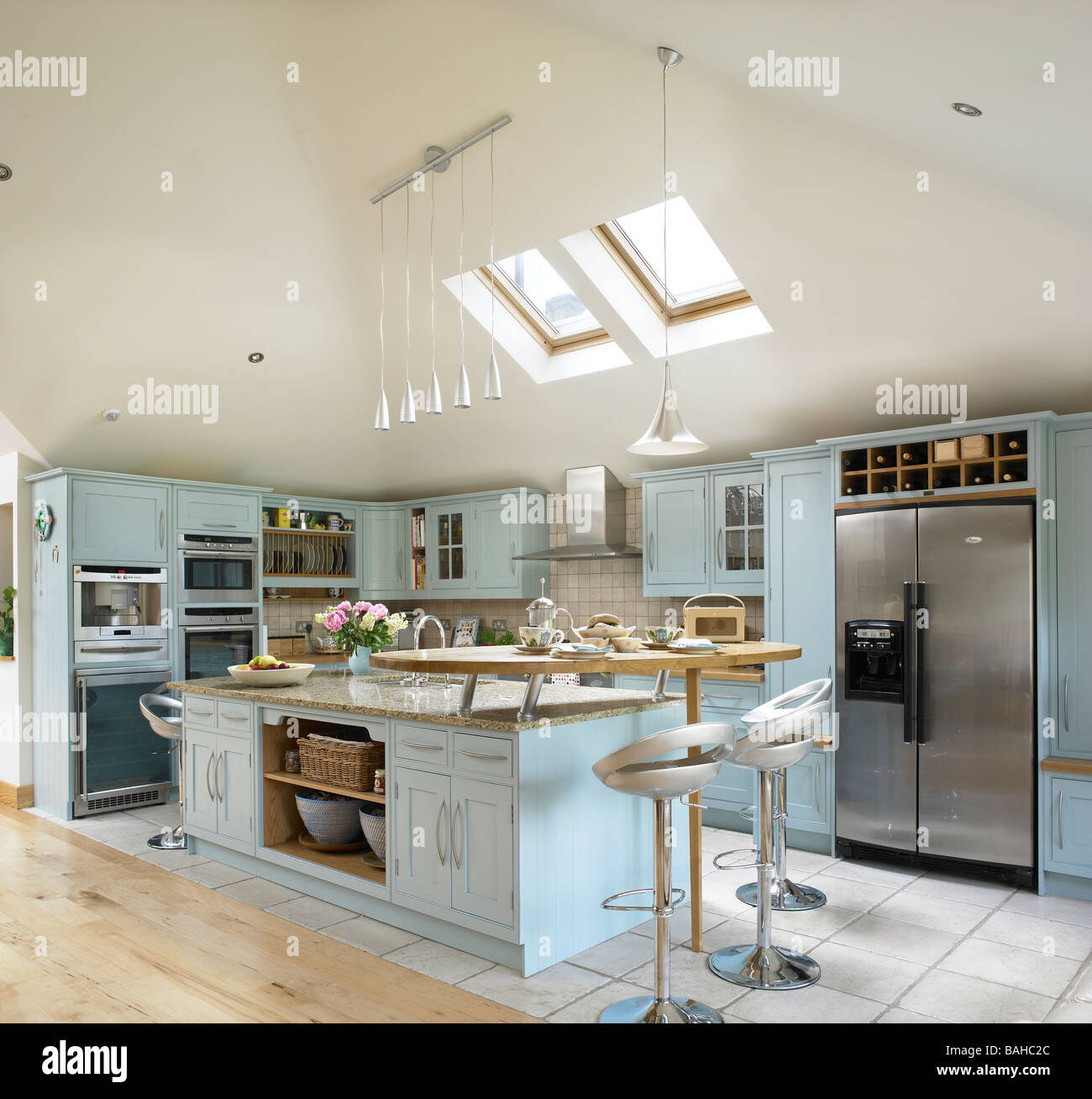 Hand fitted hi-res stock photography and images - Alamy