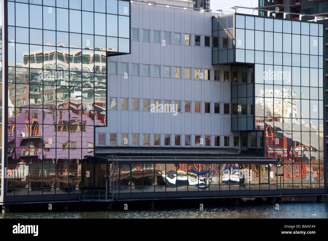 modern high rise banking commerce offices building Stock Photo - Alamy