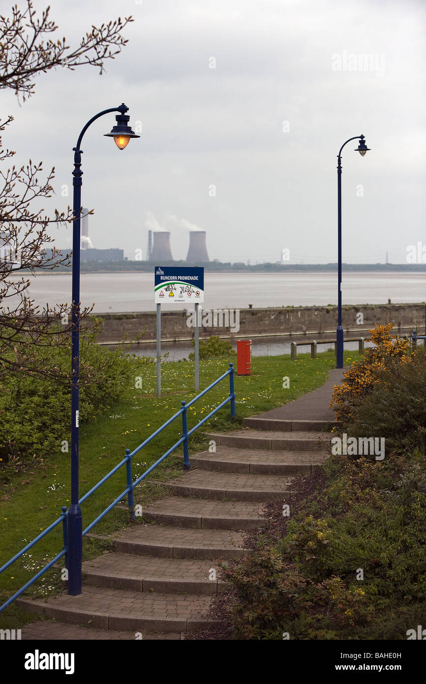 Mersey Rail Station High Resolution Stock Photography and Images - Alamy