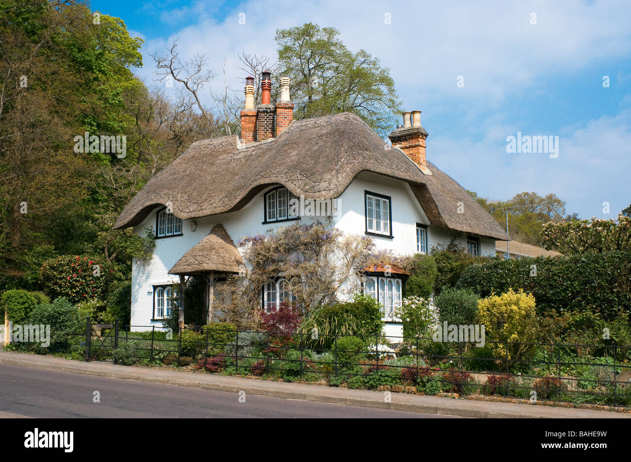 Beehive cottage hi-res stock photography and images - Alamy