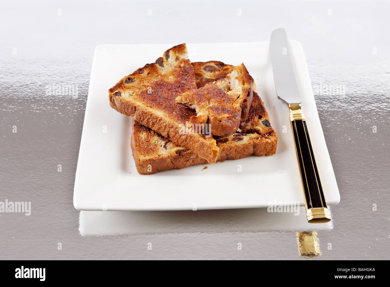 Raisin bread toast hi-res stock photography and images - Alamy