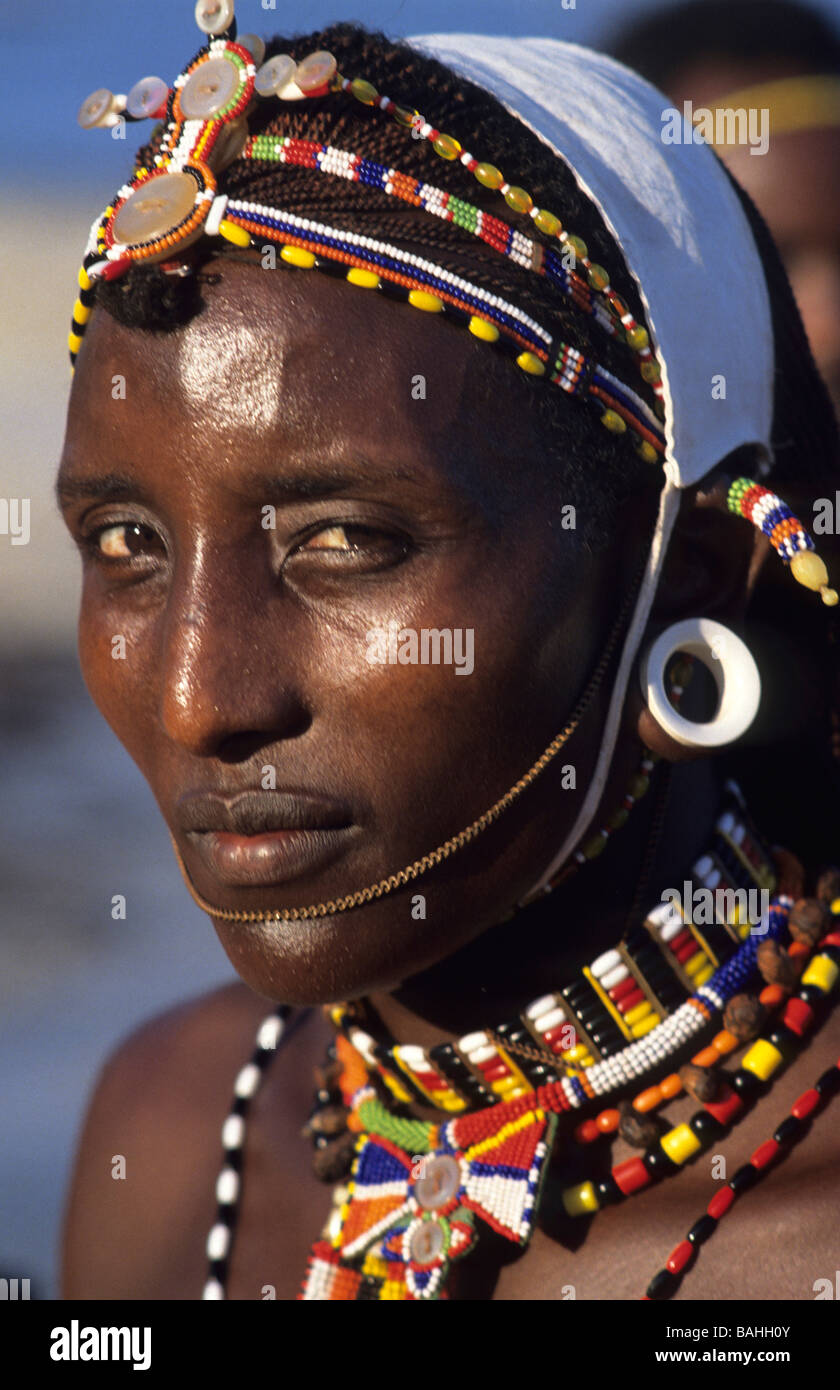 Maasai tribe faces hi-res stock photography and images - Alamy
