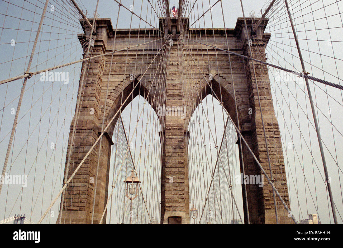 Five span steel arch hi-res stock photography and images - Alamy