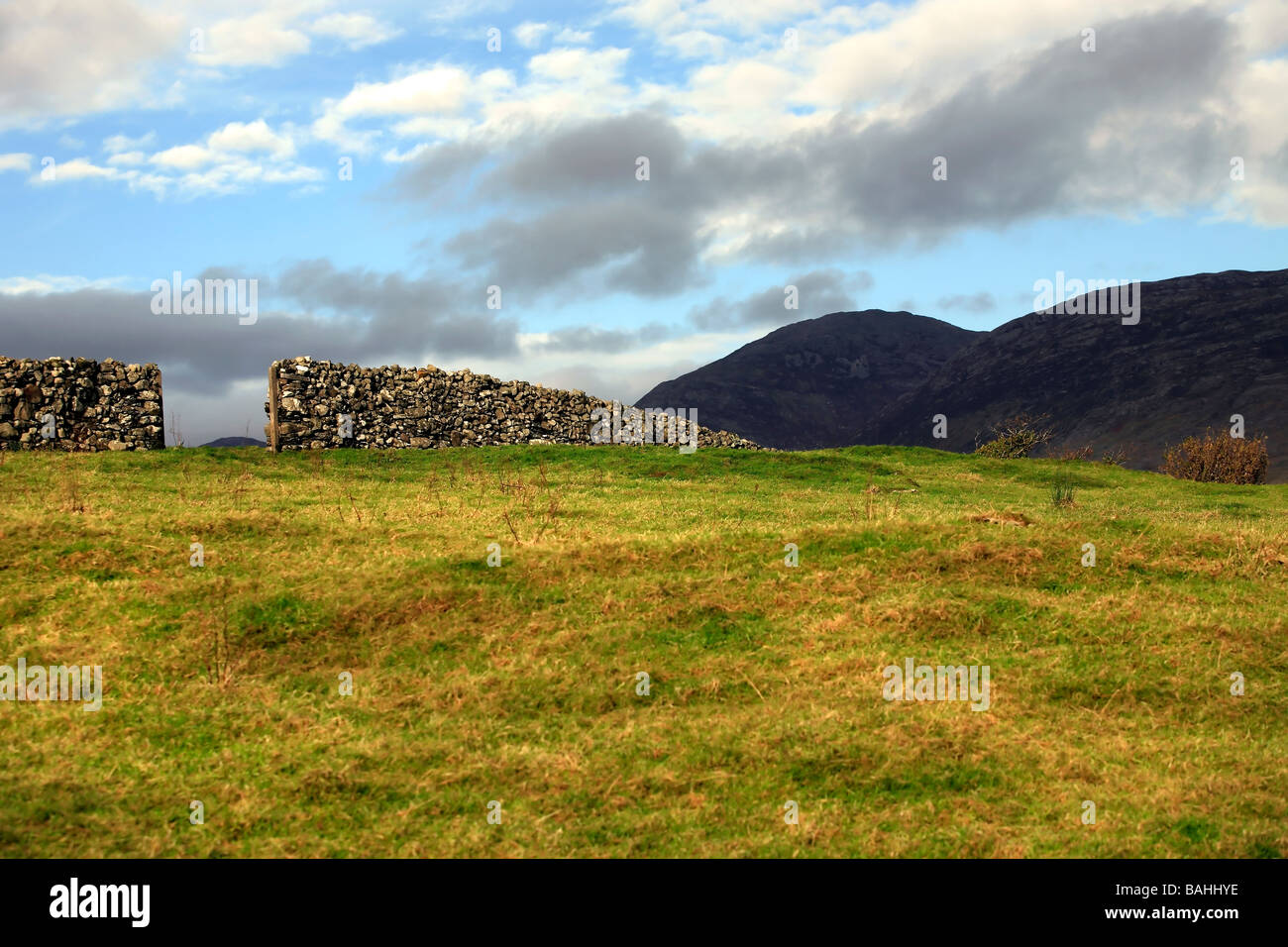 Stone Wall With Entrance and Gateway Ireland Stock Photo - Alamy