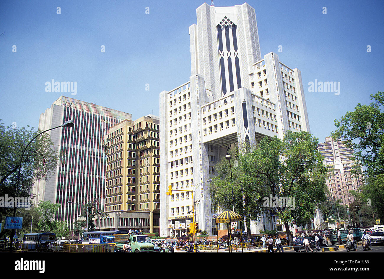 Skyscraper influenced by indias historic architectural traditions hi ...