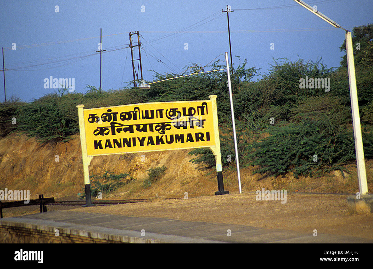 Kanniyakumari, India. Tri-lingual station signboard Stock Photo - Alamy