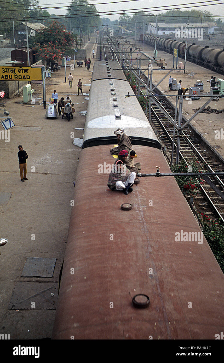 Indian Railways, Abu Road station, train departing with passengers on ...