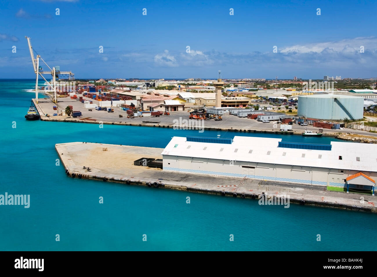 Aruba harbour caribbean island hi-res stock photography and images - Alamy