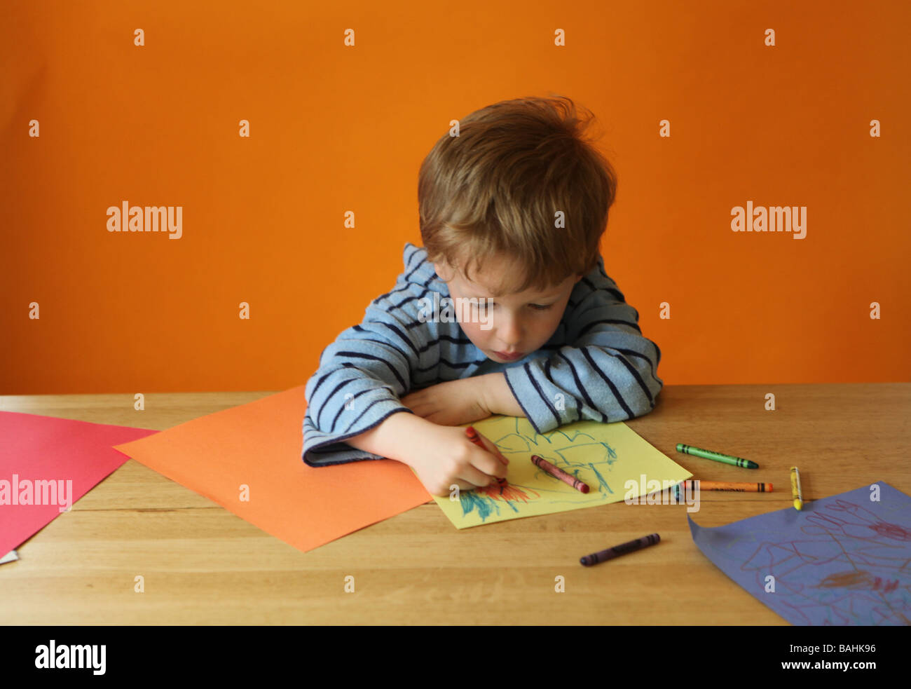 Child scribbling drawing hi-res stock photography and images - Alamy