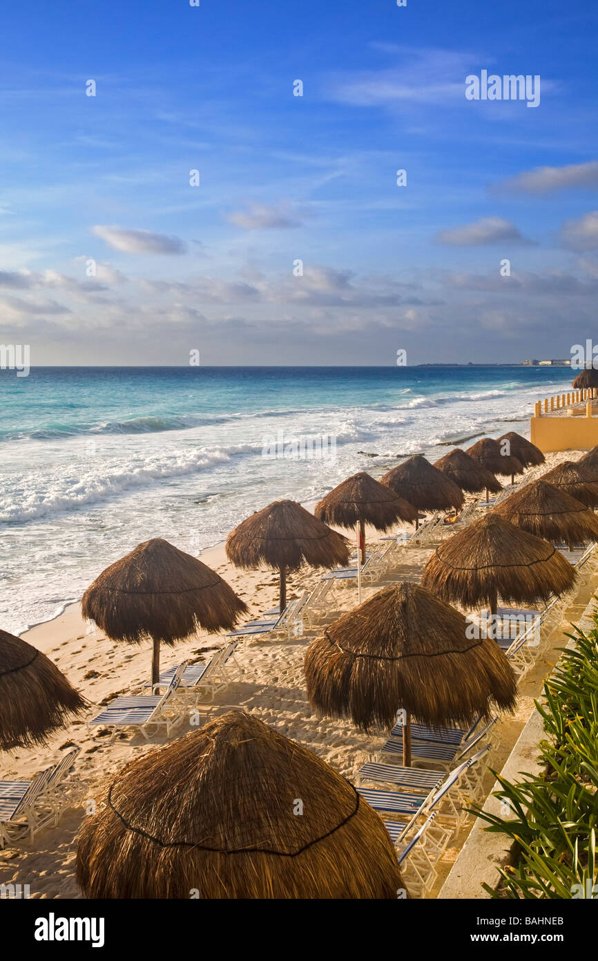 Cancun coast hi-res stock photography and images - Alamy