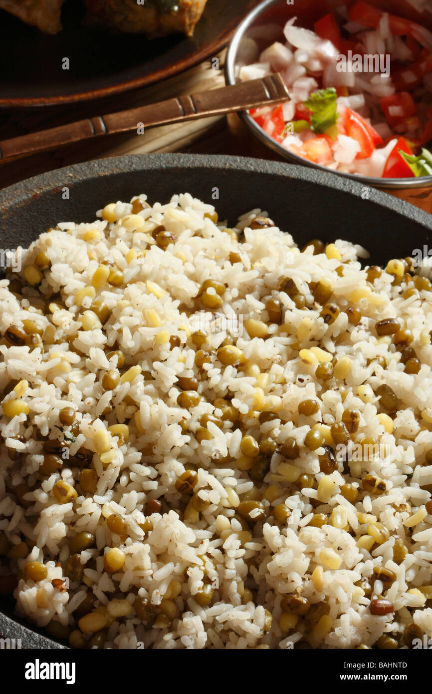 Oshi Joor Rawtee is an Afghani dish made from rice & Mung beans Stock ...