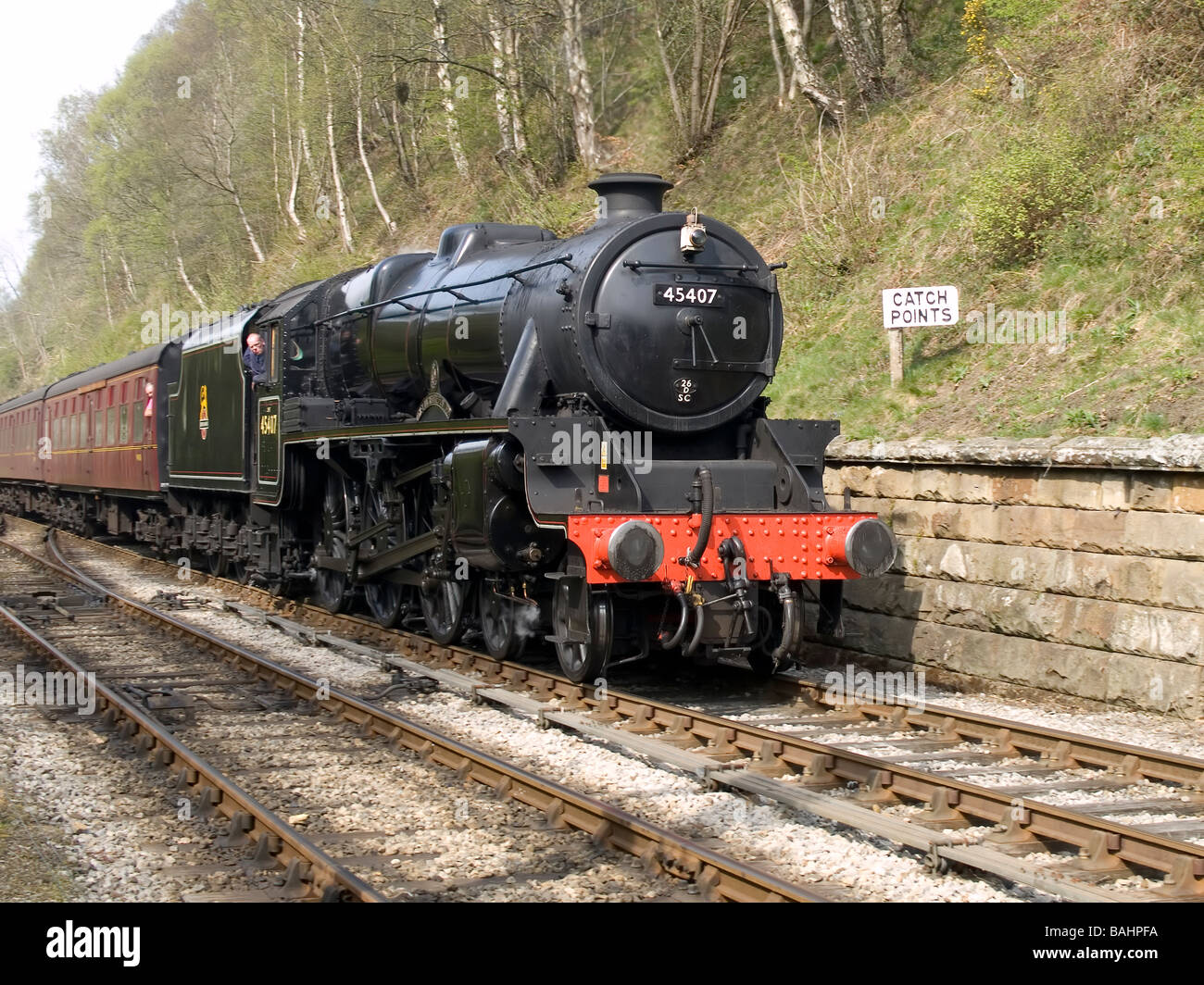 Steam locomotive 45407 The Lancashire Fusilier arriving at Goathland on ...