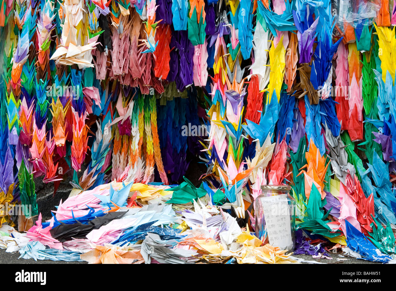 Japan historical origami hi-res stock photography and images - Alamy