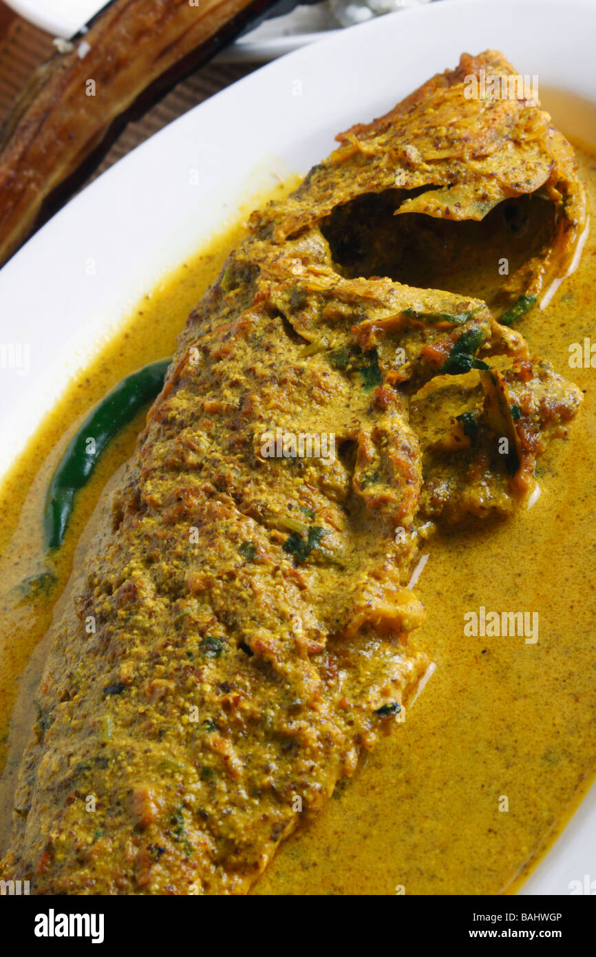 Maacher jhol hi-res stock photography and images - Alamy