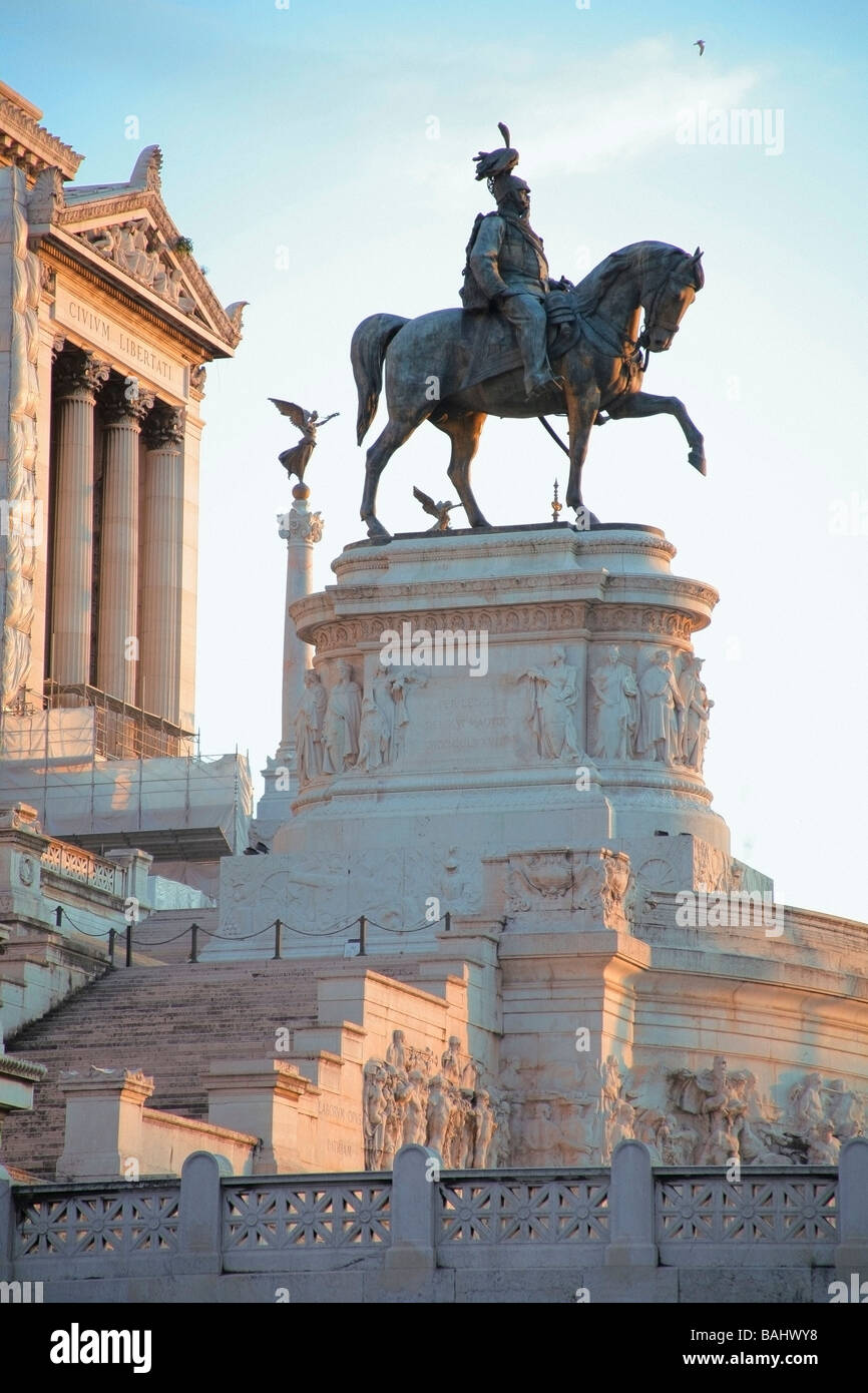 Rome, Italy; Equestrian statue designed by Sacconi Stock Photo - Alamy
