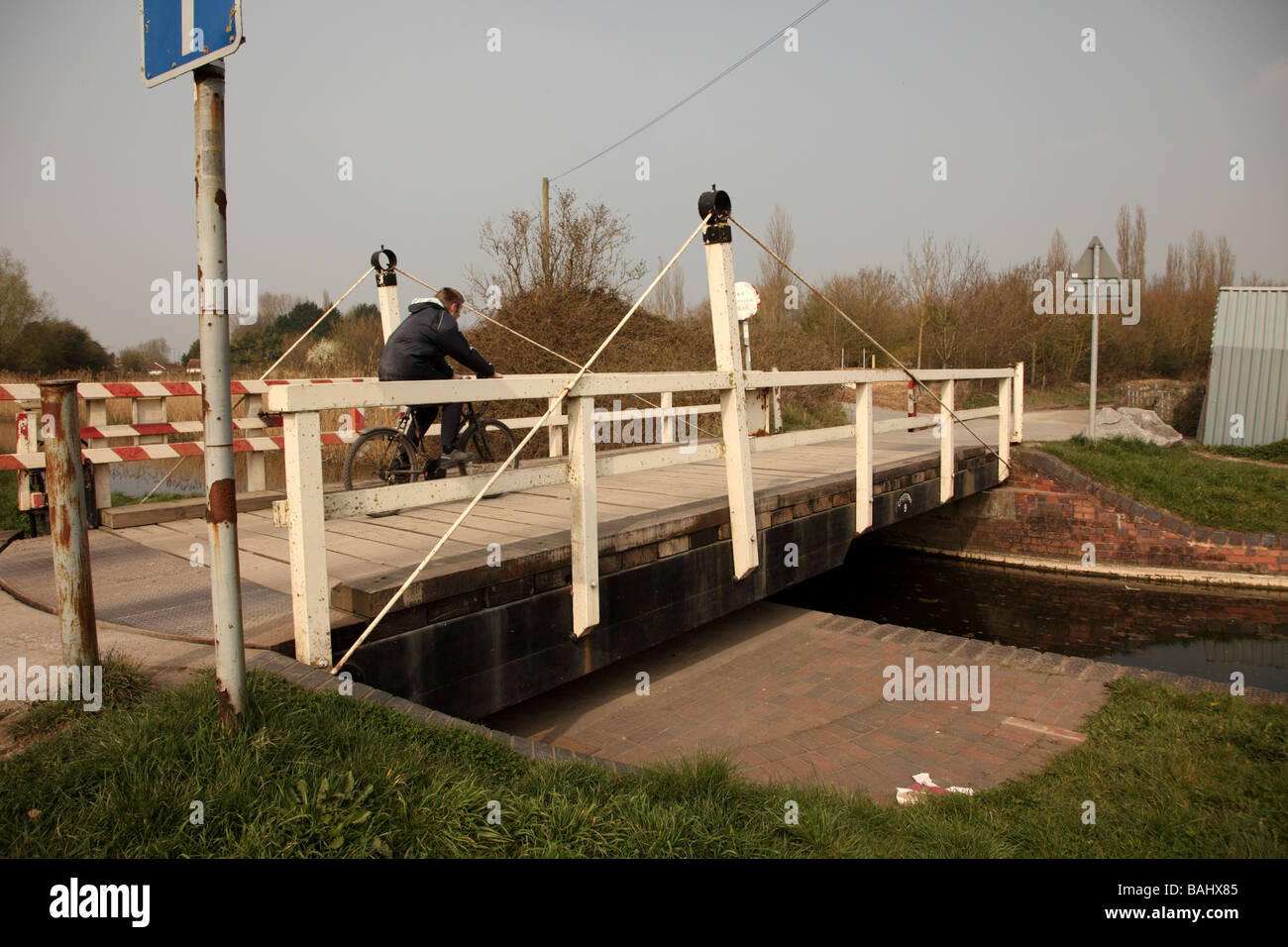 Canal Swing bridge, Bridgwater Stock Photo - Alamy