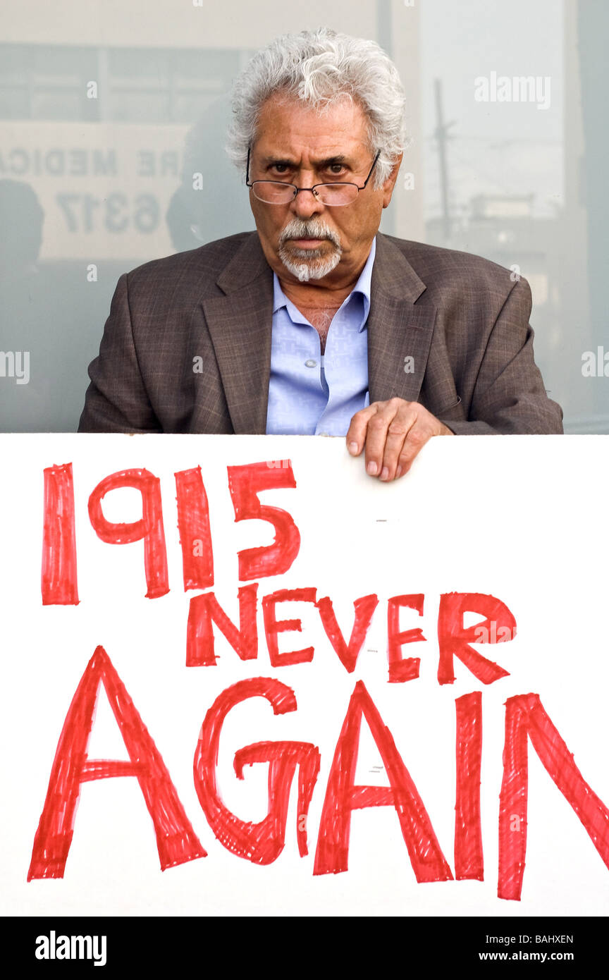 Never again sign hi-res stock photography and images - Alamy